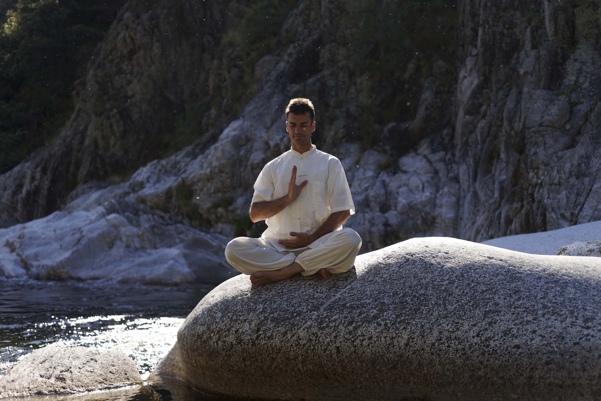 Qu’est ce que la méditation ? – Qi Gong Taiji Quan Meditation